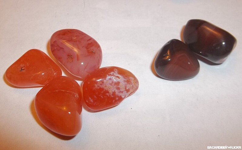How to tell if Carnelian is Real or Fake in 7 Easy Ways - Neocrystals ...