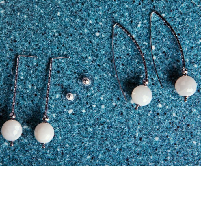 How to Tell if Moonstone is Real or Fake in 6 Easy Ways