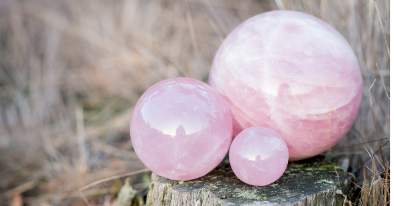 Pink Amethyst vs Rose Quartz: A Comprehensive Guide