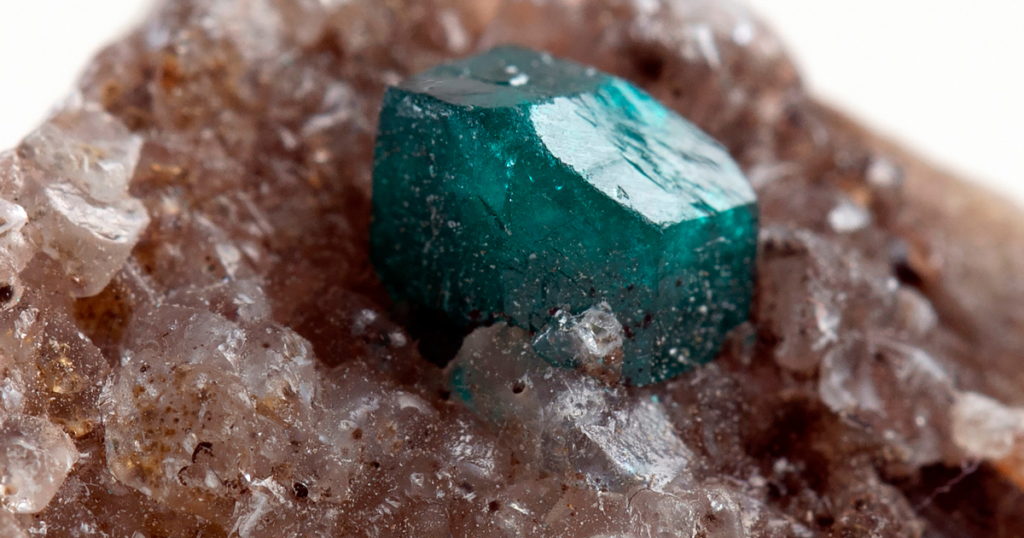 Dioptase Meaning: Healing Properties, Benefits and Uses