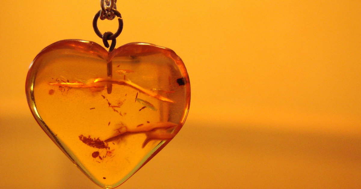 Amber Meaning: Healing Properties, Benefits and Uses
